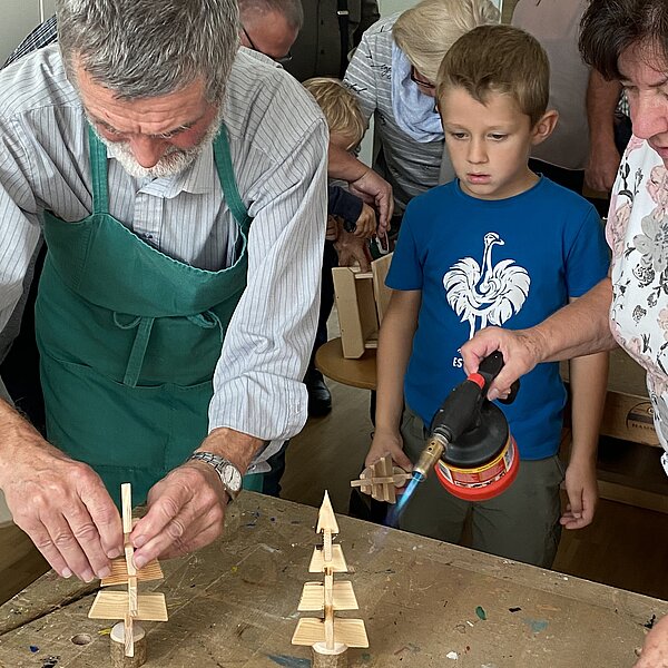 Oma-Opa-Fest war ein voller Erfolg: OÖVP Bad Wimsbach-Neydharting